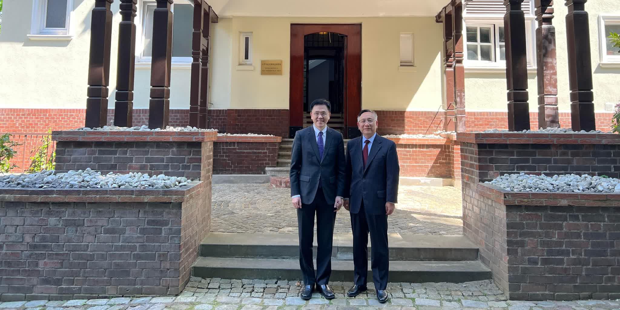 sun-dong-continues-to-visit-germany-encourages-more-world-leading
