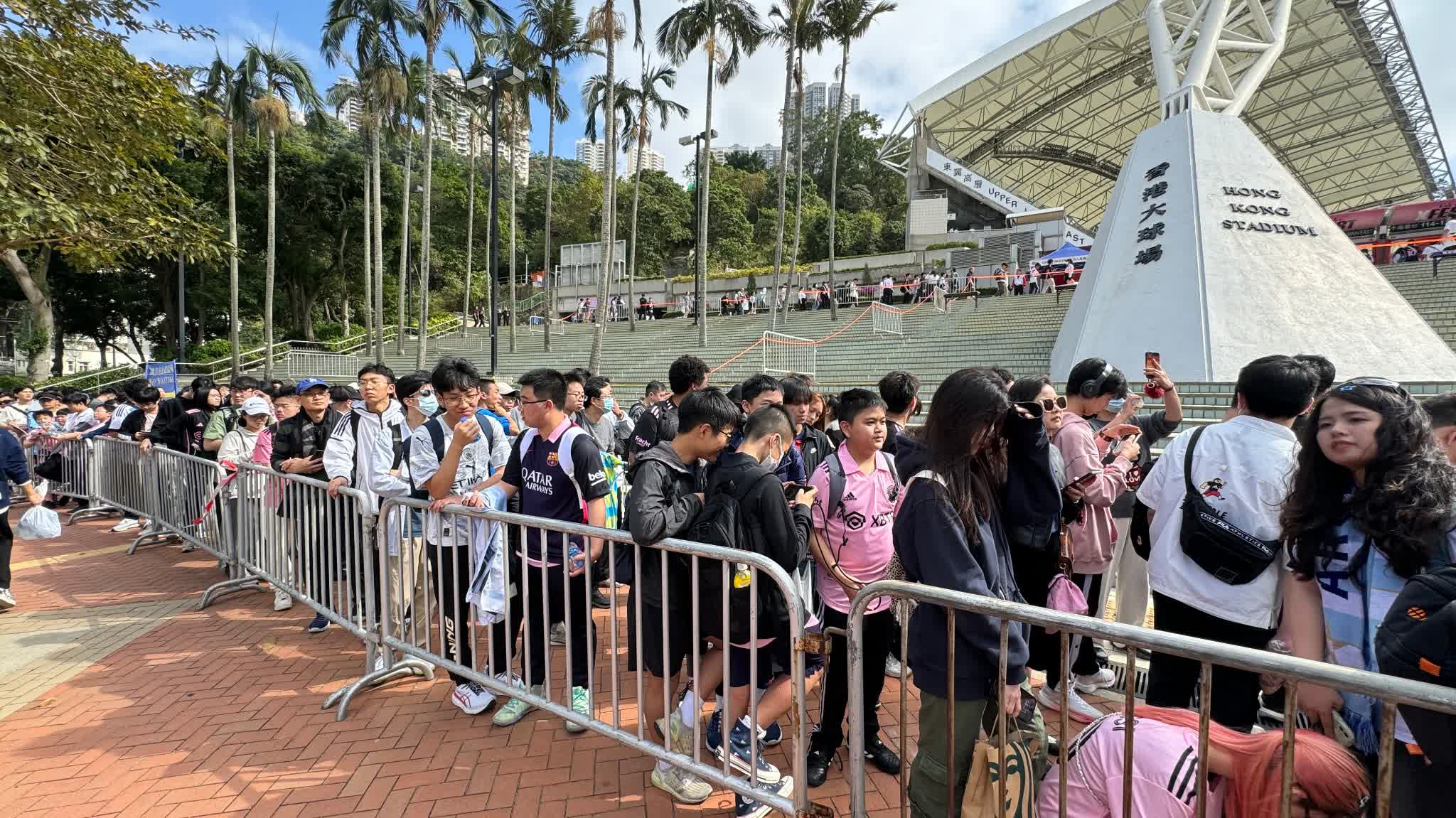 Messi leads Inter Miami for training, fans line up at stadium to see ...