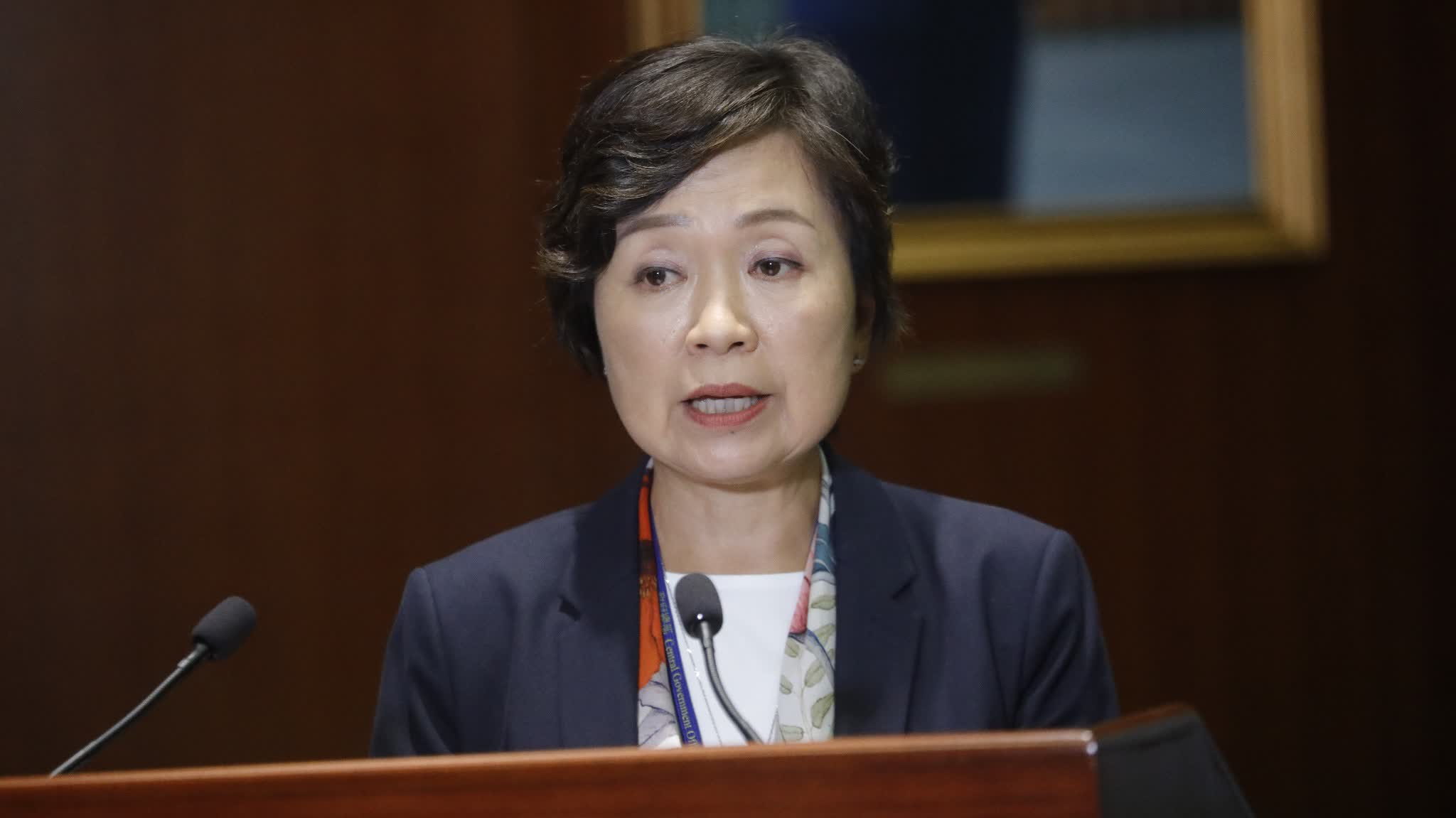 Christine Choi: Increase in university fees will not be accomplished in ...