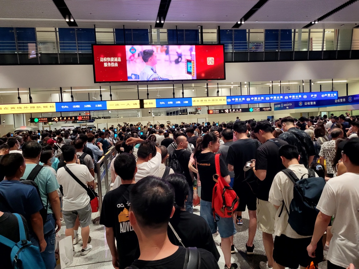 Liantang Port sees record 112,000 crossings, exceeding design capacity