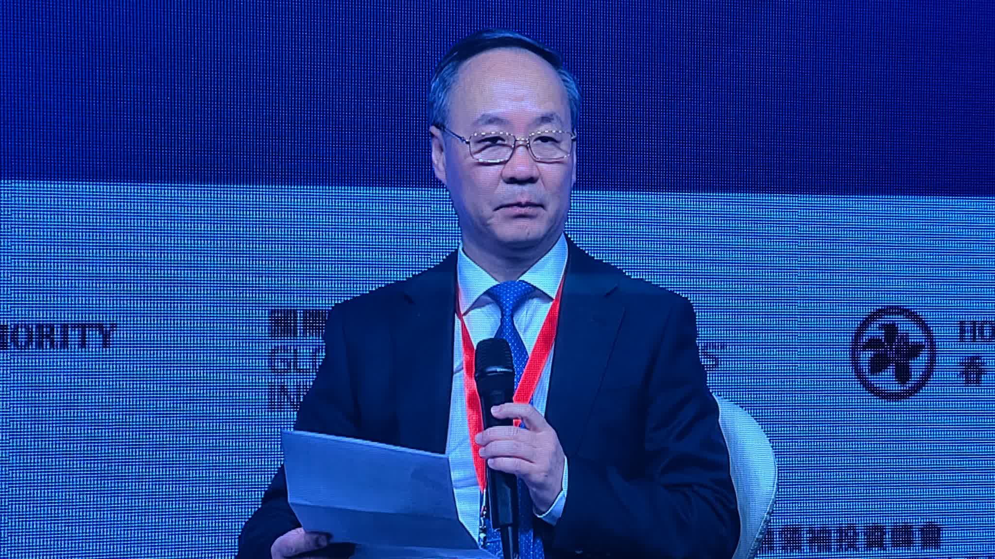 Li Yunze proposes six measures to consolidate HK's position as ...