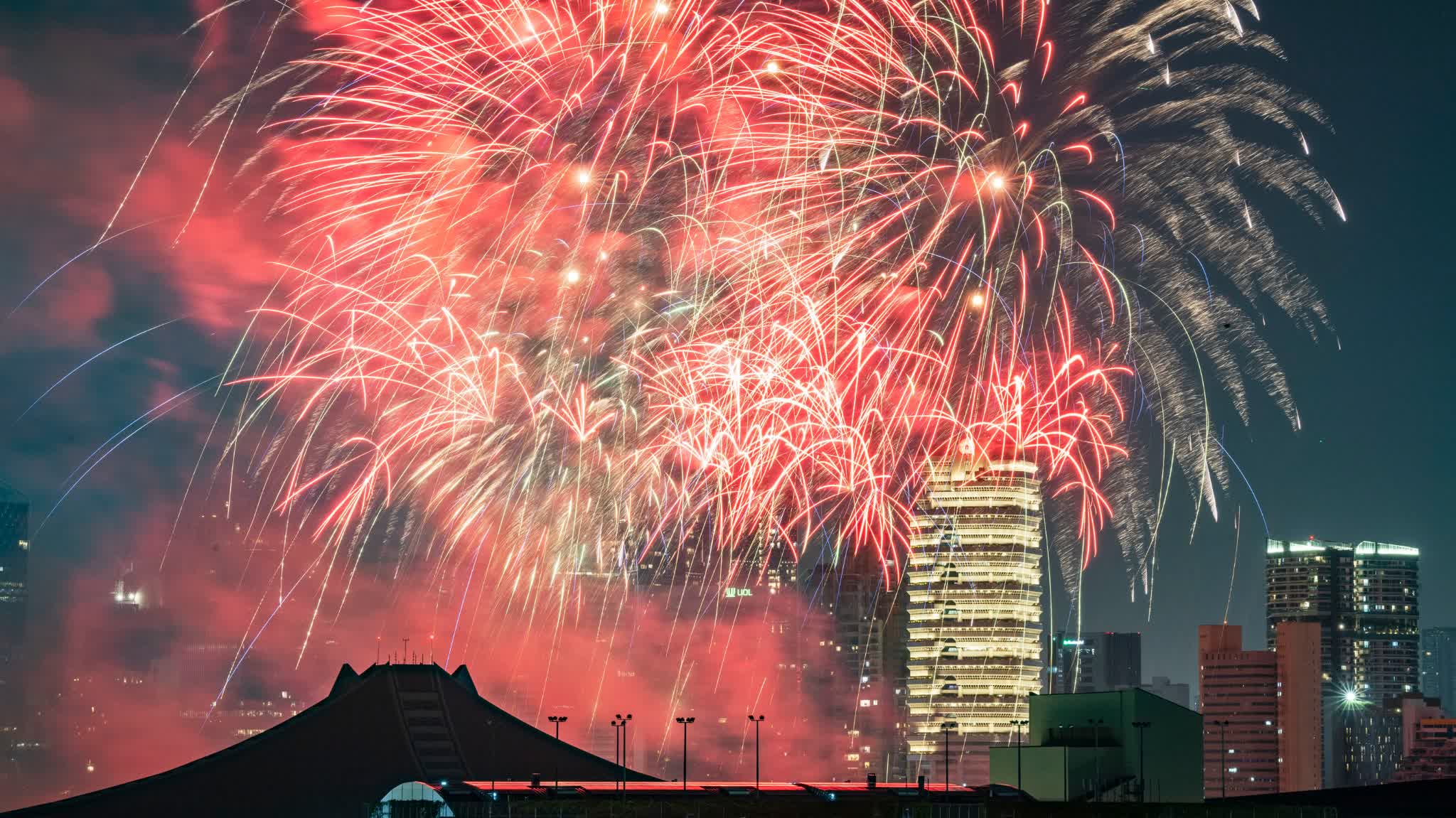 New Year's Eve celebrations across world: Fireworks, countdowns ...