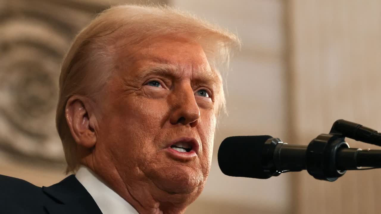 Trump signs executive order to delay TikTok ban by 75 days