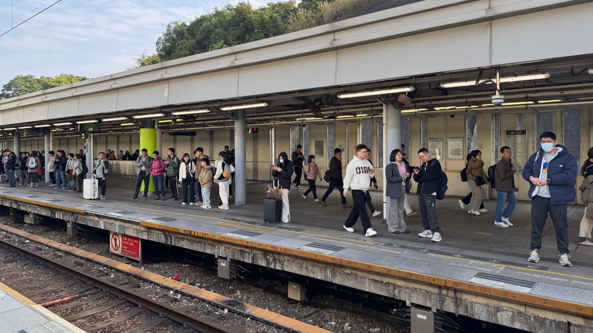 East Rail Line incident | MTR: Involved engineering vehicle in service ...